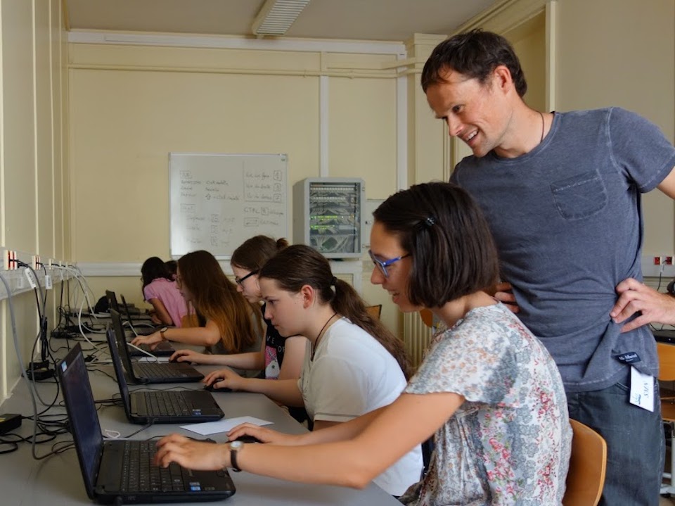 Digi Activity, la startup qui apprend aux jeunes à se servir ...