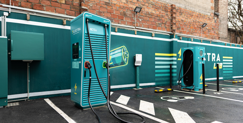 Electra vise l’installation de 8000 points de recharge électrique d'ici ...