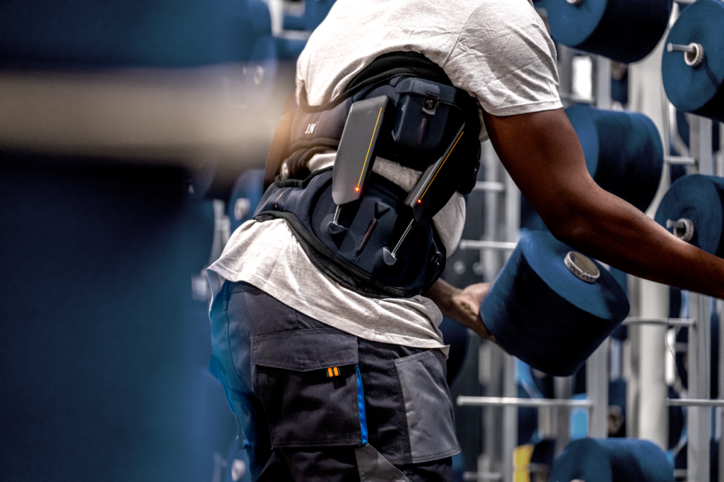 Lille : Japet, un exosquelette pour lutter contre le mal de dos au travail
